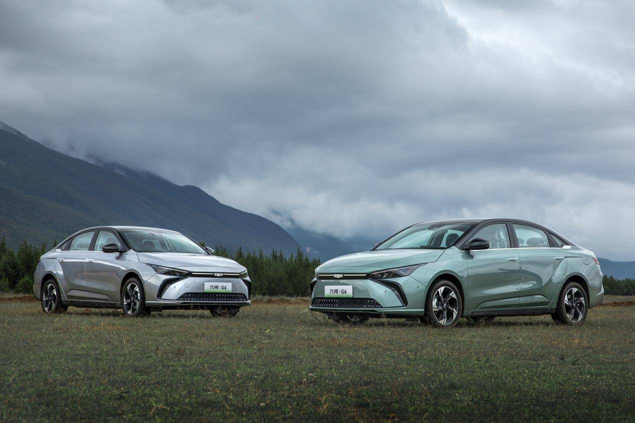 升级鸿蒙涨价2万值不值？试驾几何G6/M6_搜狐汽车_搜狐网