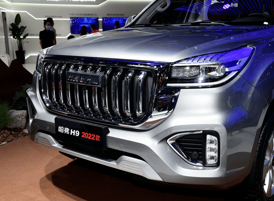 面对师弟“坦克300”有底气，新哈弗H9价格小涨！再等等坦克500_搜狐汽车_搜狐网