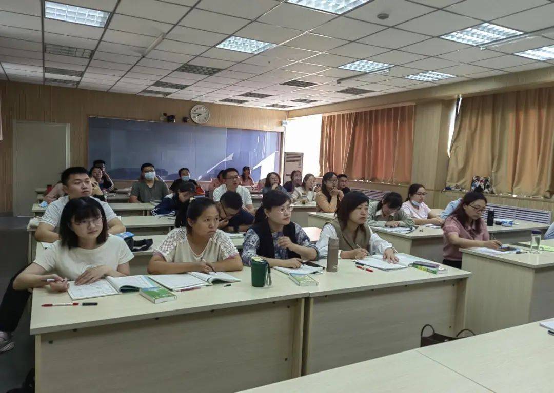 凝心聚力抓教学，务实笃行促提升——高新区召开初中数学教学质量分析会暨教研组长会 部分 教育 工作
