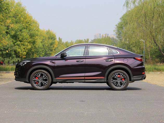 动力要快/姿态要帅 试2023款长安CS85 COUPE_搜狐汽车_搜狐网