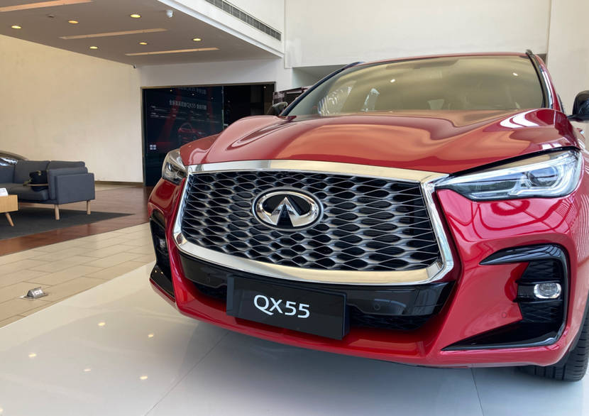 纯进口轿跑SUV！探店英菲尼迪QX55，性感掀背造型动感_搜狐汽车_搜狐网