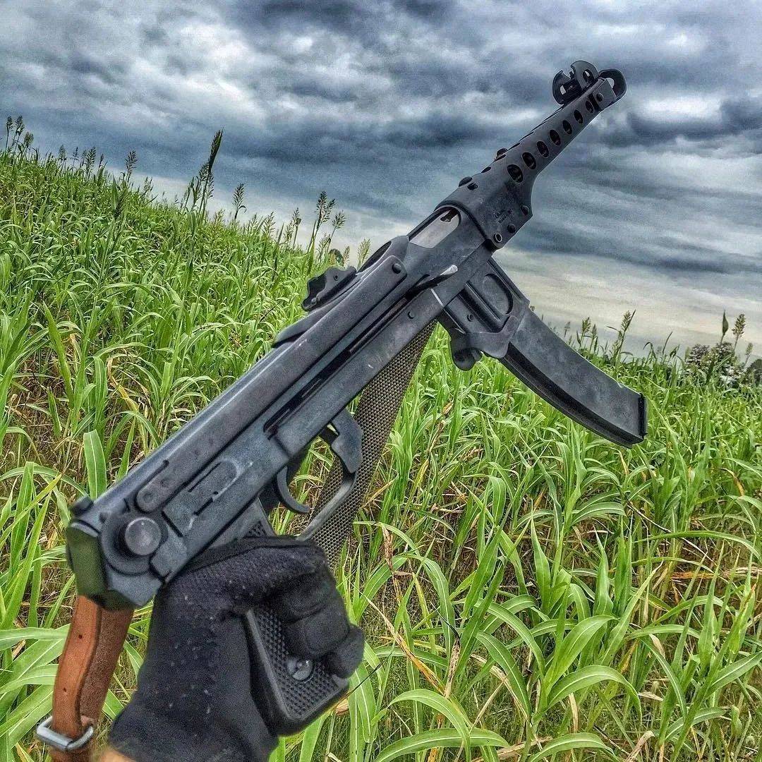 【粉丝翻牌】前苏联PPS-43式7.62mm冲锋枪_火器_视频_战术