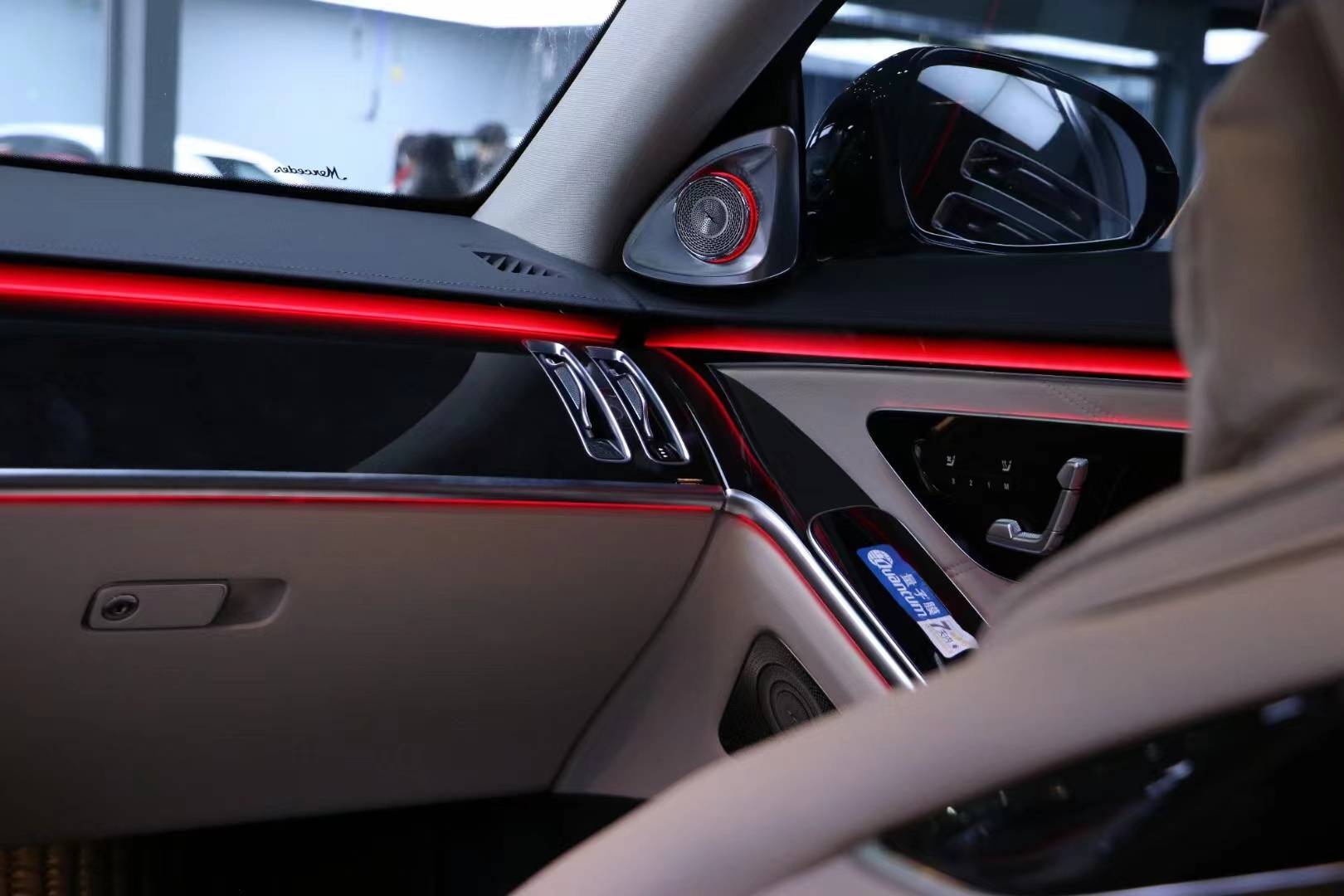 21-22款迈巴赫S480升级原厂主动式氛围灯、原厂4D旋转高音案例_搜狐汽车_搜狐网