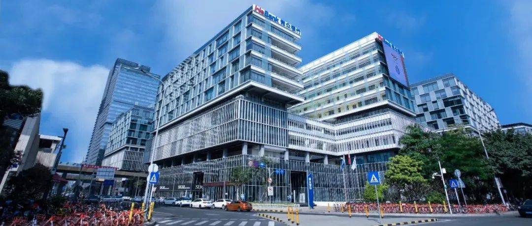 微众银行李南青：发展普惠金融，助力共同富裕_服务_企业_客户