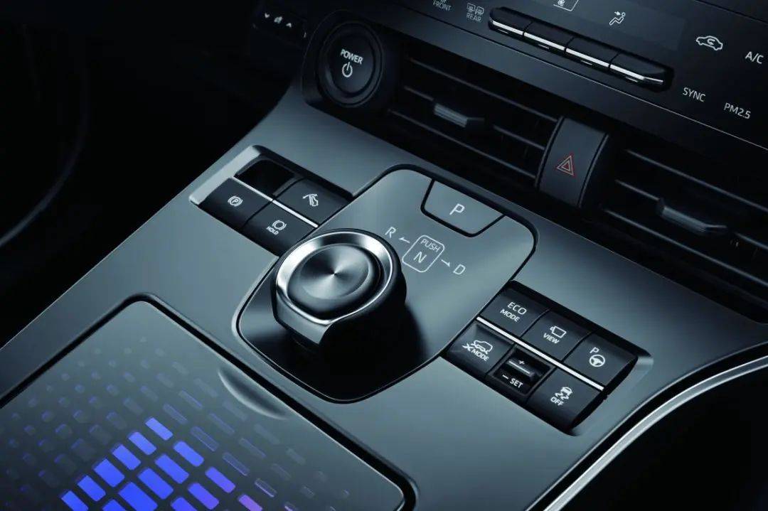 续航615公里，广汽丰田bZ4X 19.98万元起售_搜狐汽车_搜狐网