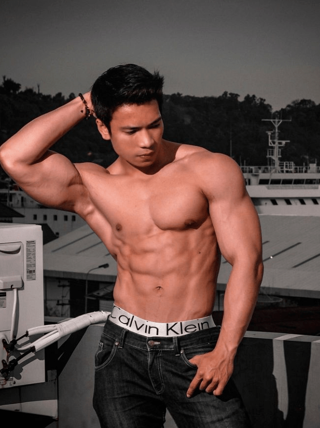 超man的健身教练@Andry Perdana_侵权_合作_洽谈