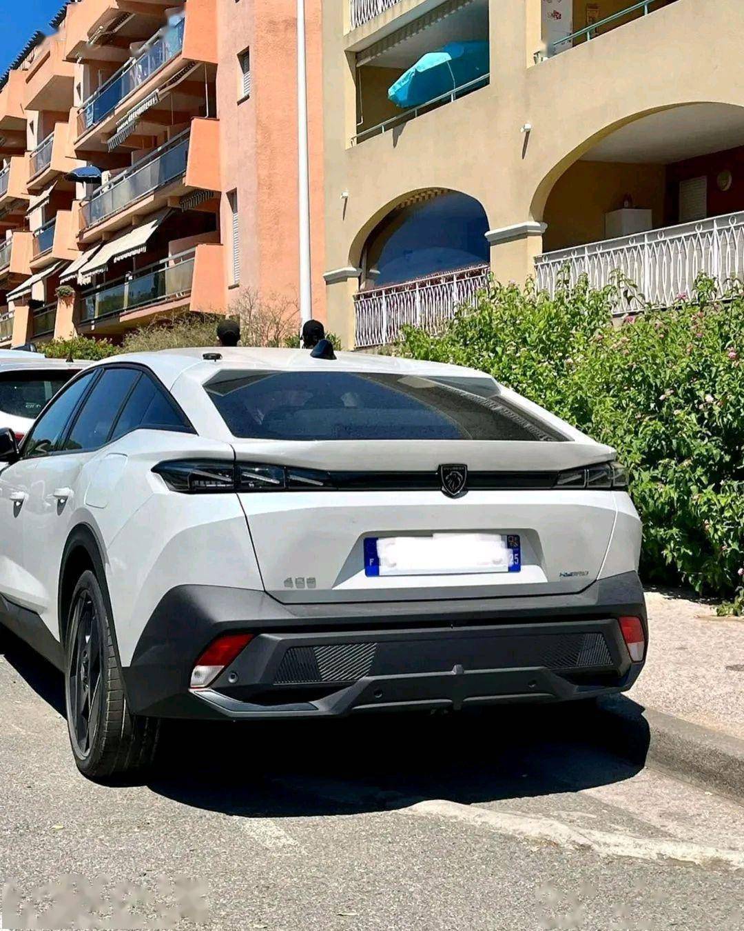 即将国产！标致汽车408X配置曝光，1.6T高功率+2.8米轴距，帅气_搜狐汽车_搜狐网