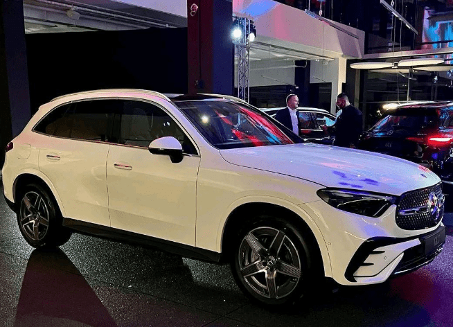 配2.0T+9AT，奔驰全新GLC细节曝光_搜狐汽车_搜狐网