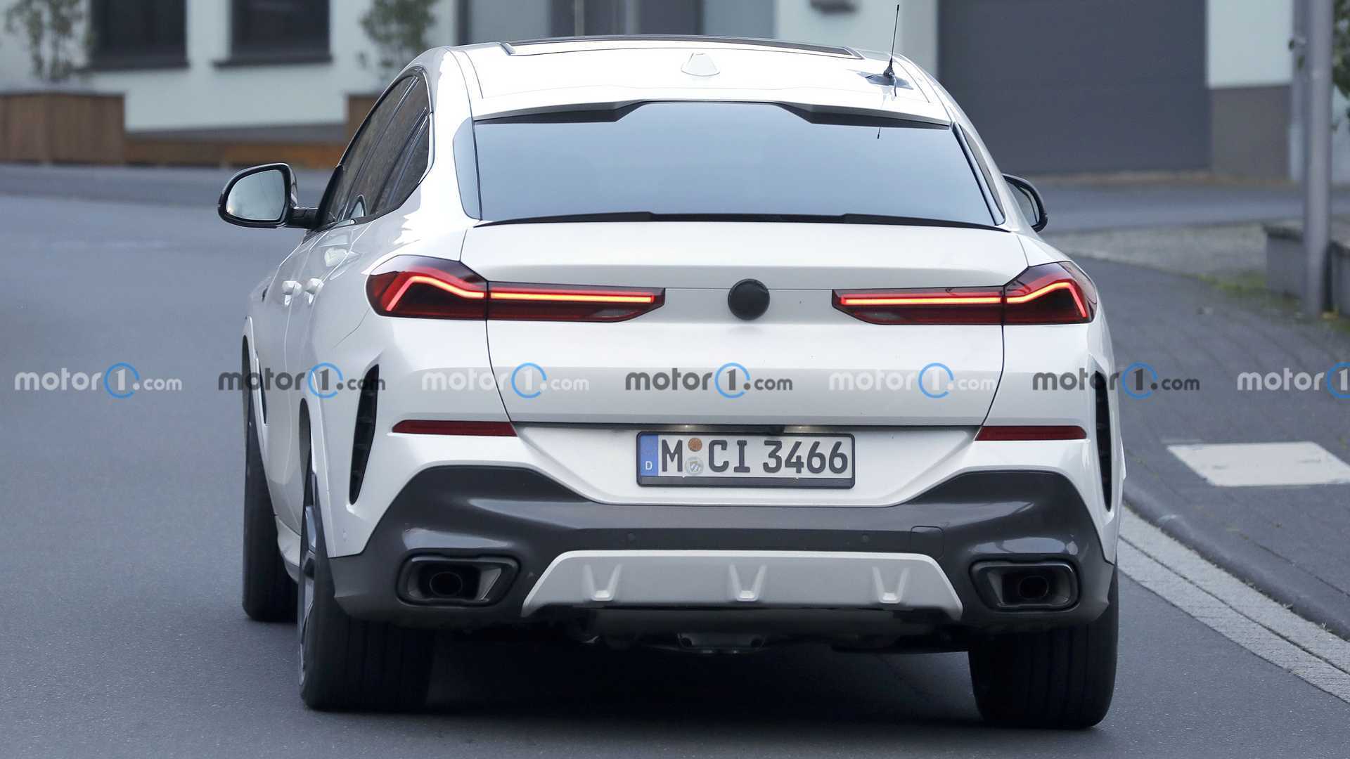 新款宝马X6谍照曝光！有望加入一体式曲面大屏，预计年内亮相_搜狐汽车_搜狐网