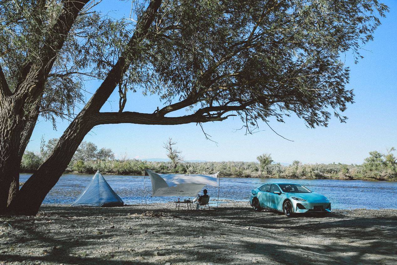 代差优势明显 新时代中型车标杆SL03增程版当之无愧_搜狐汽车_搜狐网