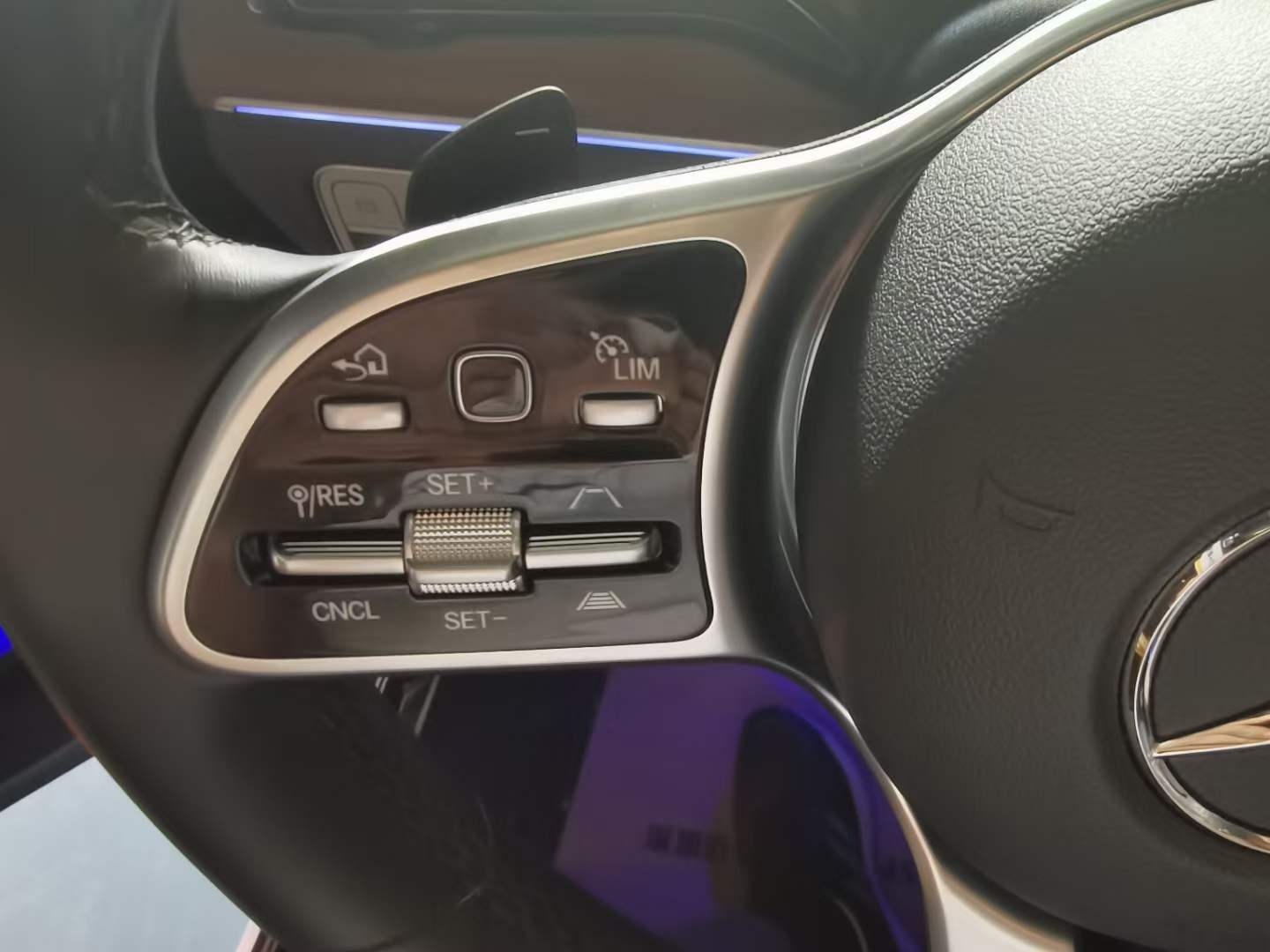 奔驰GLE350e改原厂23P智能驾驶辅助、HUD抬头显示_搜狐汽车_搜狐网