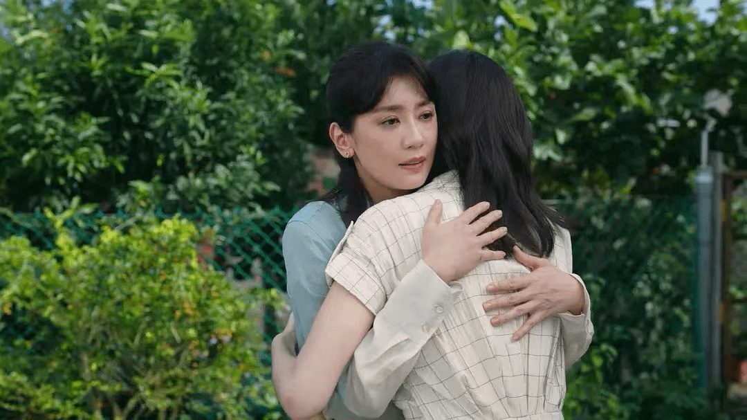 剧说精彩 《她和她的她》:连刷9集,职场骚扰、性别歧视、性侵、家暴……房思琪们如何自救? 女性 吴慷 许玮