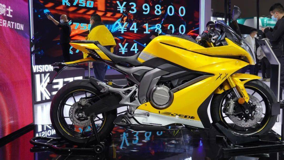 最像概念车的量产跑车，K750售价3.98万元起，杰迪 K333亮相摩博会_搜狐汽车_搜狐网