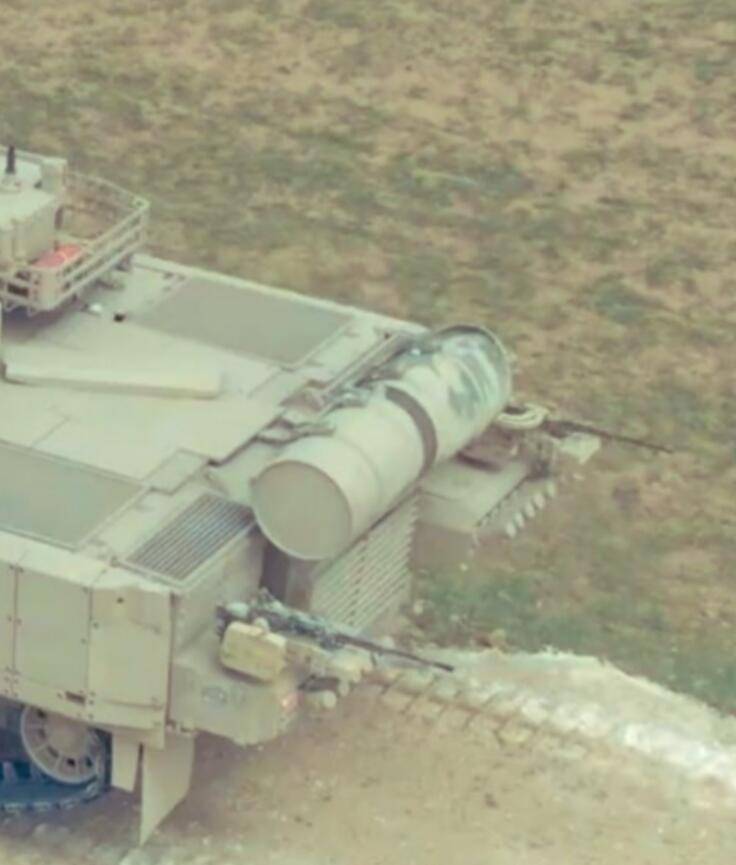 中国VN20步战车亮相珠海航展！新型无人炮塔，火力和防护令人咋舌_朝鲜试射数十枚导弹 出动500架战机_坦克_机枪