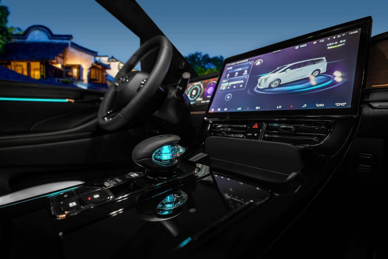 30万价格，100万价值！中国品牌豪华MPV首选M8宗师_搜狐汽车_搜狐网