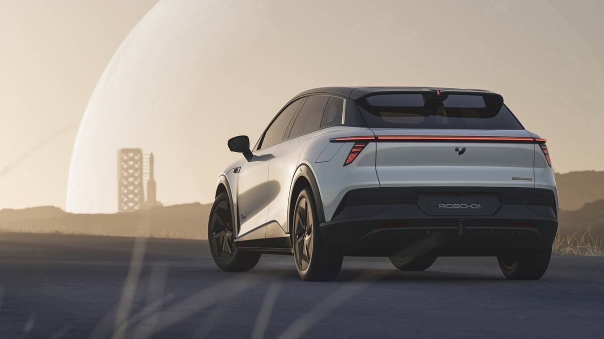 集度 ROBO-01 探月限定版亮相天津车展 2000个首席体验官席位全部锁定_搜狐汽车_搜狐网
