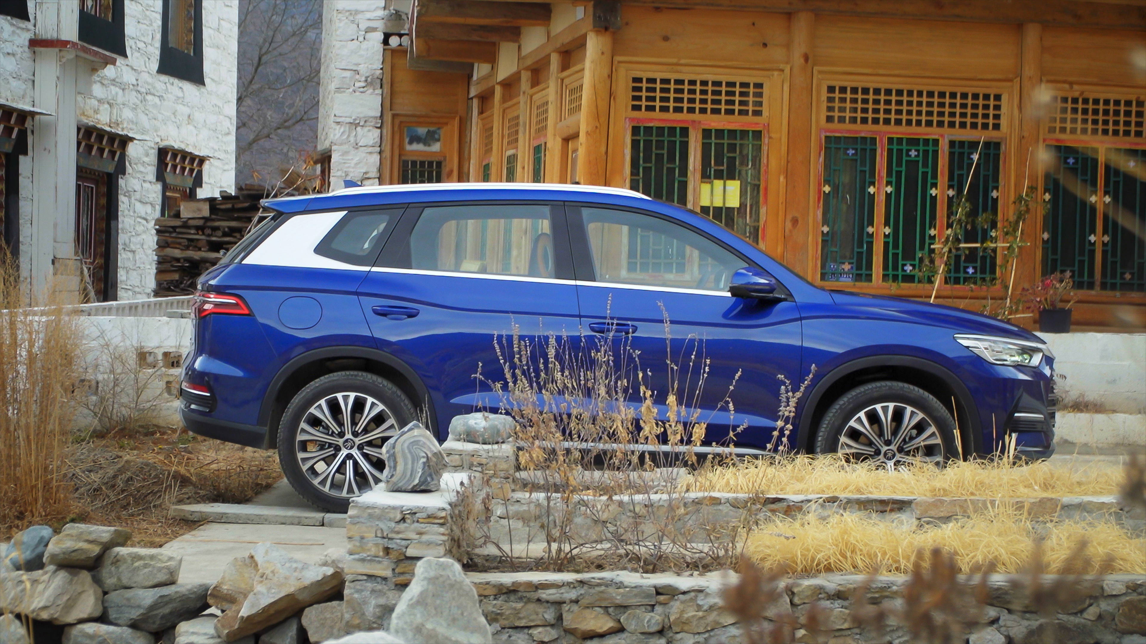 15万预算，为什么说宋Pro DM-i 51KM尊荣型更值得买？_搜狐汽车_搜狐网