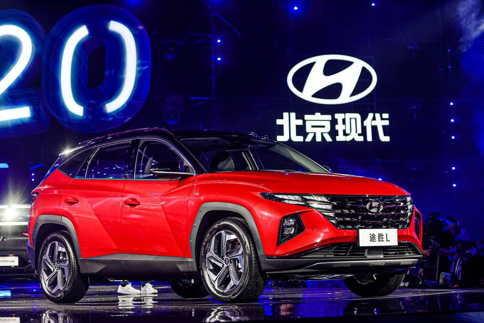 不止于动力总成升级，第五代途胜L 8AT全面领先第六代CR-V_搜狐汽车_搜狐网