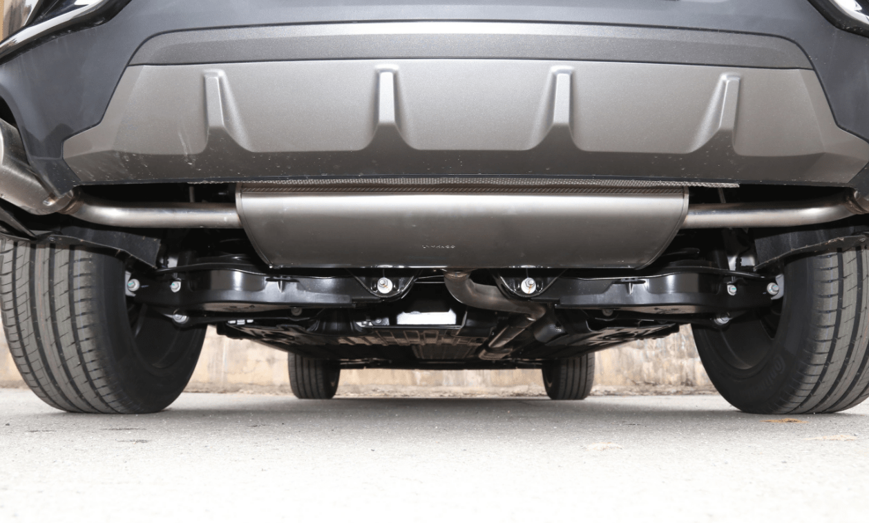 拥有4+1种驾驶模式，双大屏配HUD，领克05 PHEV值得你放弃宋Pro吗_搜狐汽车_搜狐网