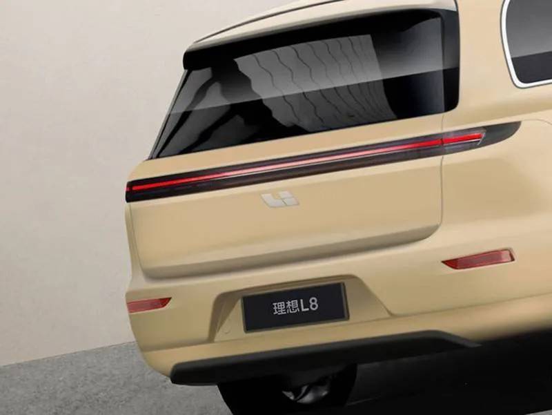 理想L8实拍曝光 换装1.5T四缸机 就问你敢买吗？_搜狐汽车_搜狐网