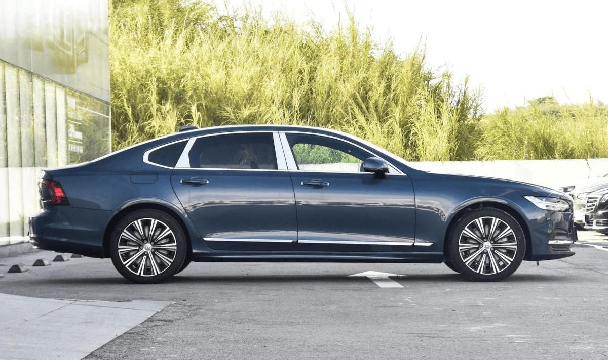 想买豪华中大型轿车，沃尔沃S90对比奥迪A6L，究竟该如何选？_搜狐汽车_搜狐网