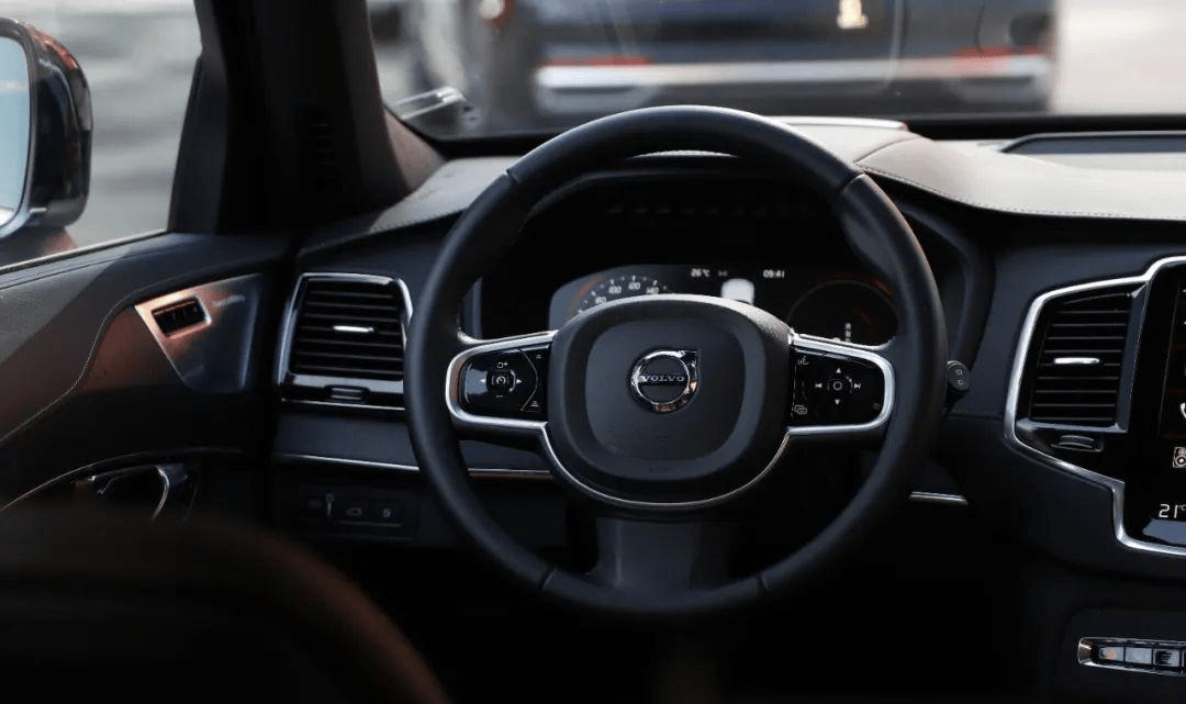 沃尔沃XC90 T8：709牛·米，百公里不到3个油，回头率超高_搜狐汽车_搜狐网