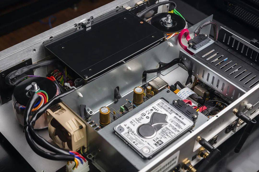 朴实无华的外表，王者般的实力！艾美MYMEI旗舰全能数播DMP70详评_功能_音乐_解码