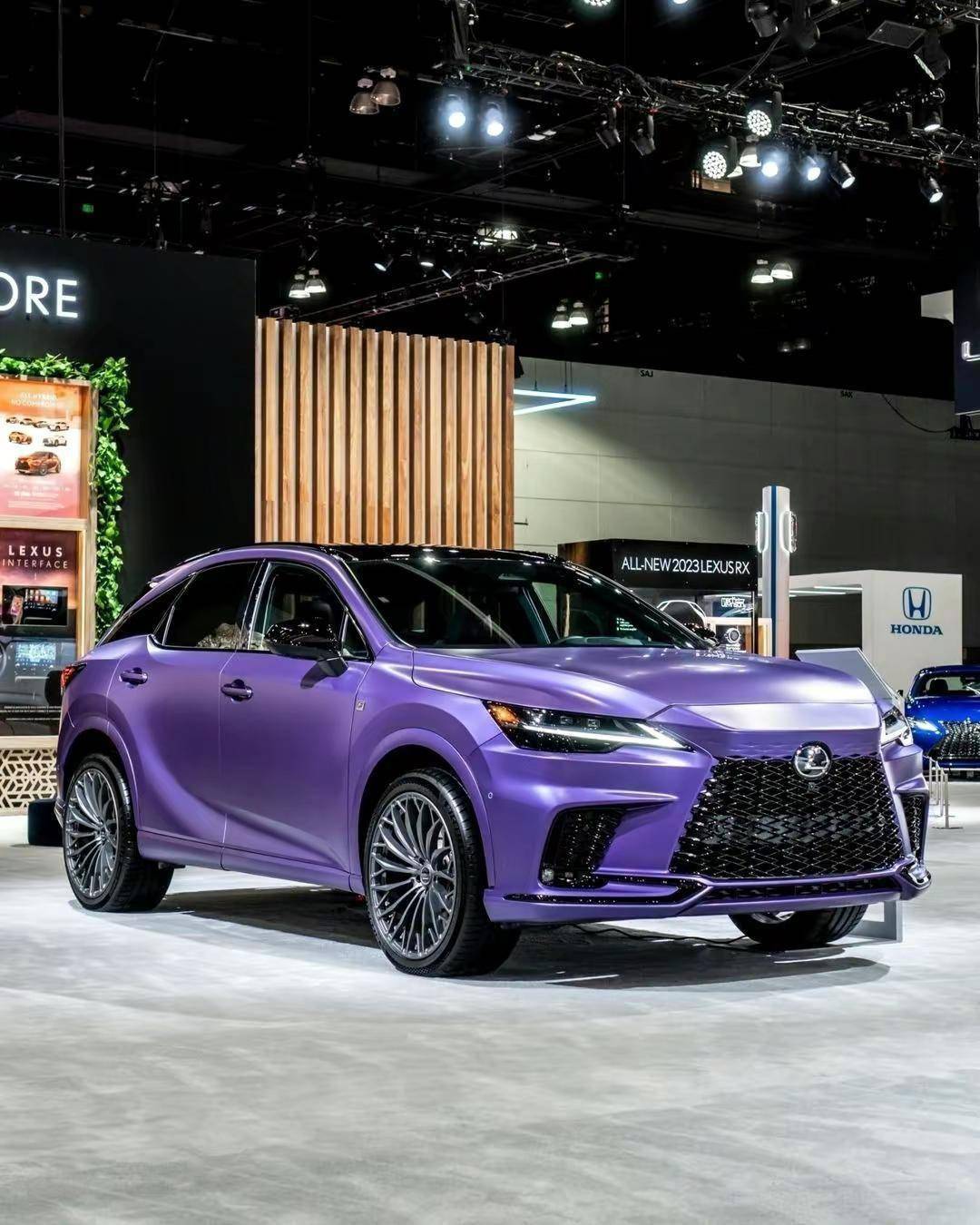 首批2023版雷克萨斯RX进店，预售价曝光，新引擎实力优于GLE_搜狐汽车_搜狐网