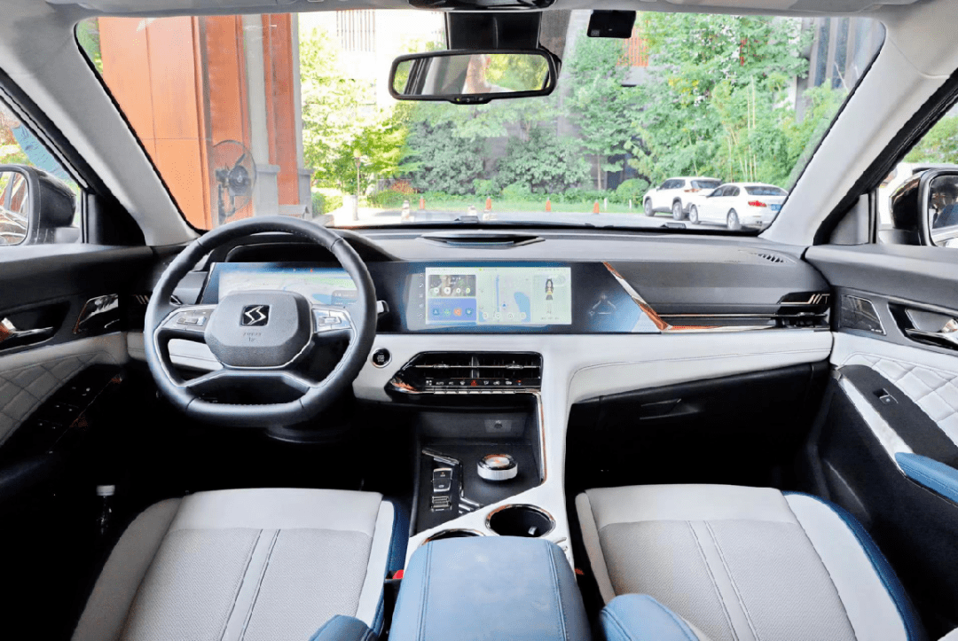 10万不到买国产中型SUV，轴距2830mm，7座大空间，家用必看！_搜狐汽车_搜狐网