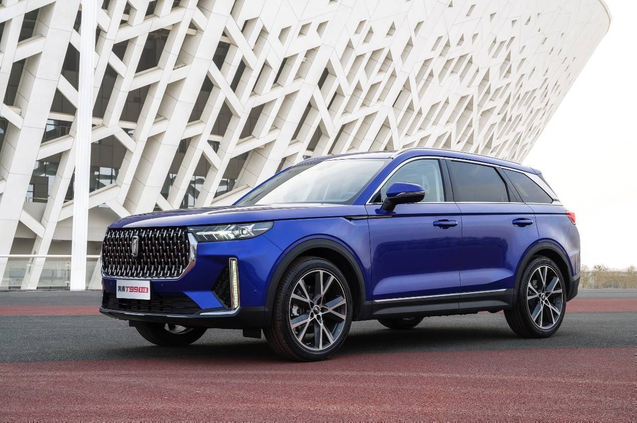 自主旗舰SUV实力对决，奔腾T99告诉你啥叫硬核_搜狐汽车_搜狐网