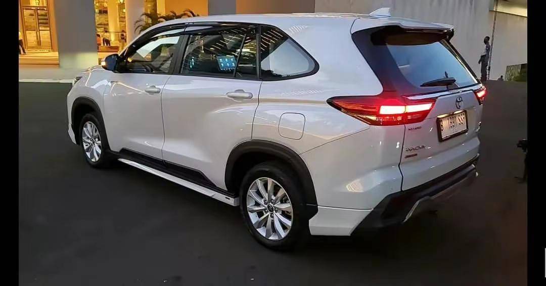 “最便宜”丰田MPV亮相，2.0混动+CVT，预售价曝光，竞争传祺M6_搜狐汽车_搜狐网