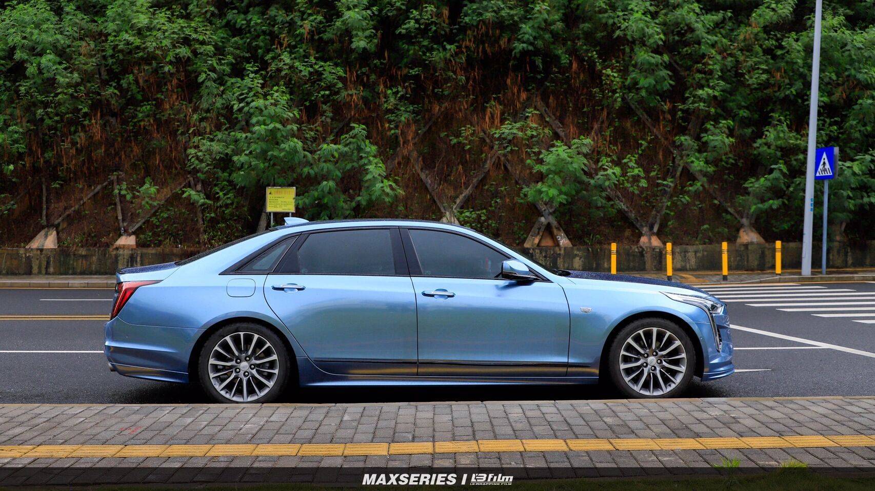 凯迪拉克CT6-LB改色膜液态金属钨蓝，沉稳大气_搜狐汽车_搜狐网