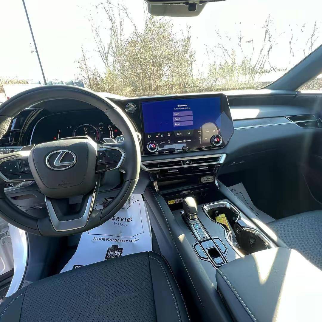 首批新款雷克萨斯RX抵达港口，颜值飙升，立体感十足，2.4T+8AT_搜狐汽车_搜狐网