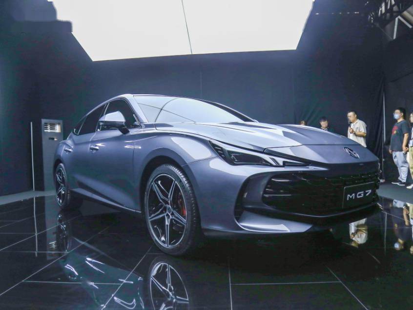 名爵MG7将于12月11日开启盲订 搭2.0T动力/悬挂黑标Logo_搜狐汽车_搜狐网