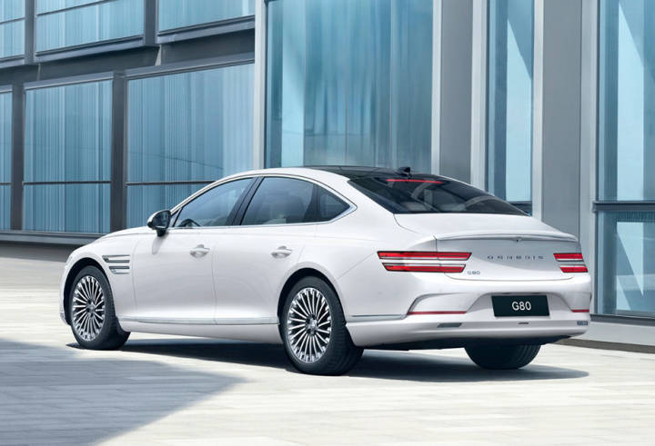 后起新秀PK赛，智己L7对比捷尼赛思纯电G80_搜狐汽车_搜狐网