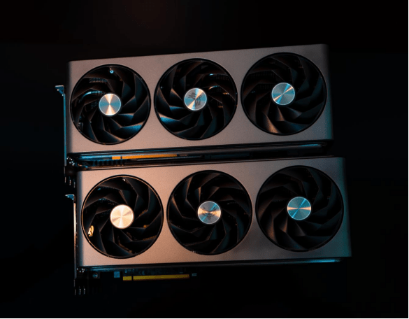 性能惊人 4K光追轻松百帧！AMD RX 7000系列评测_蓝宝石_单元_玩家