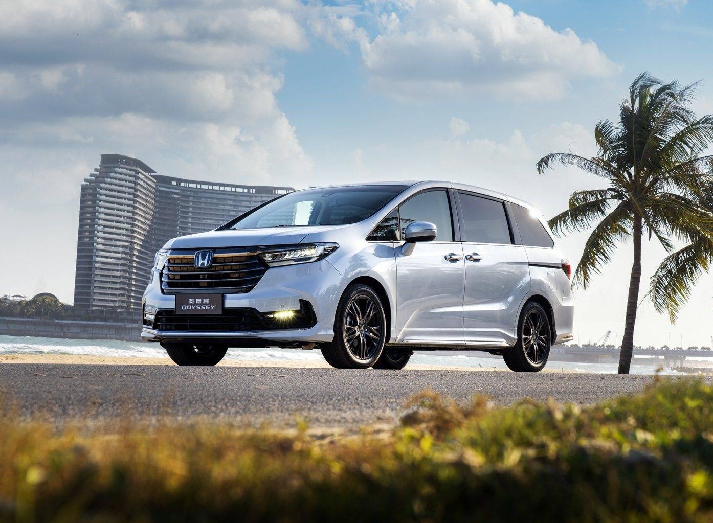 油耗不到6L/100km 续航超1000km？这些MPV才是家用王者！_搜狐汽车_搜狐网