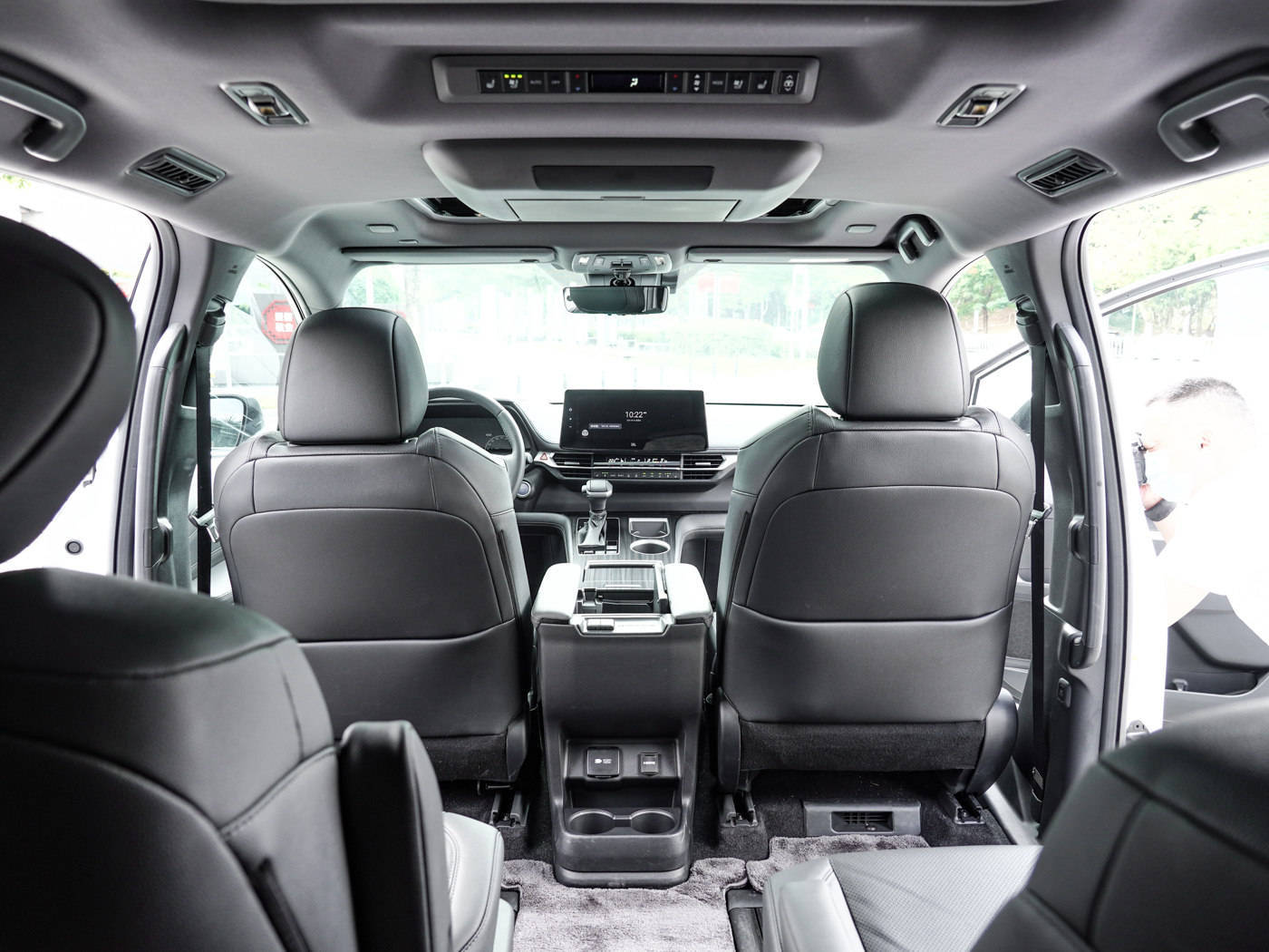 油耗不到6L/100km 续航超1000km？这些MPV才是家用王者！_搜狐汽车_搜狐网