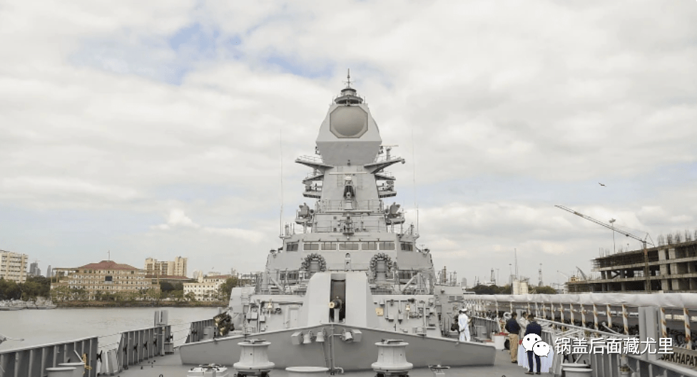 印度海军第二艘P-15B“维沙卡帕特南”级驱逐舰正式服役_莫尔穆冈_布拉莫斯_发射