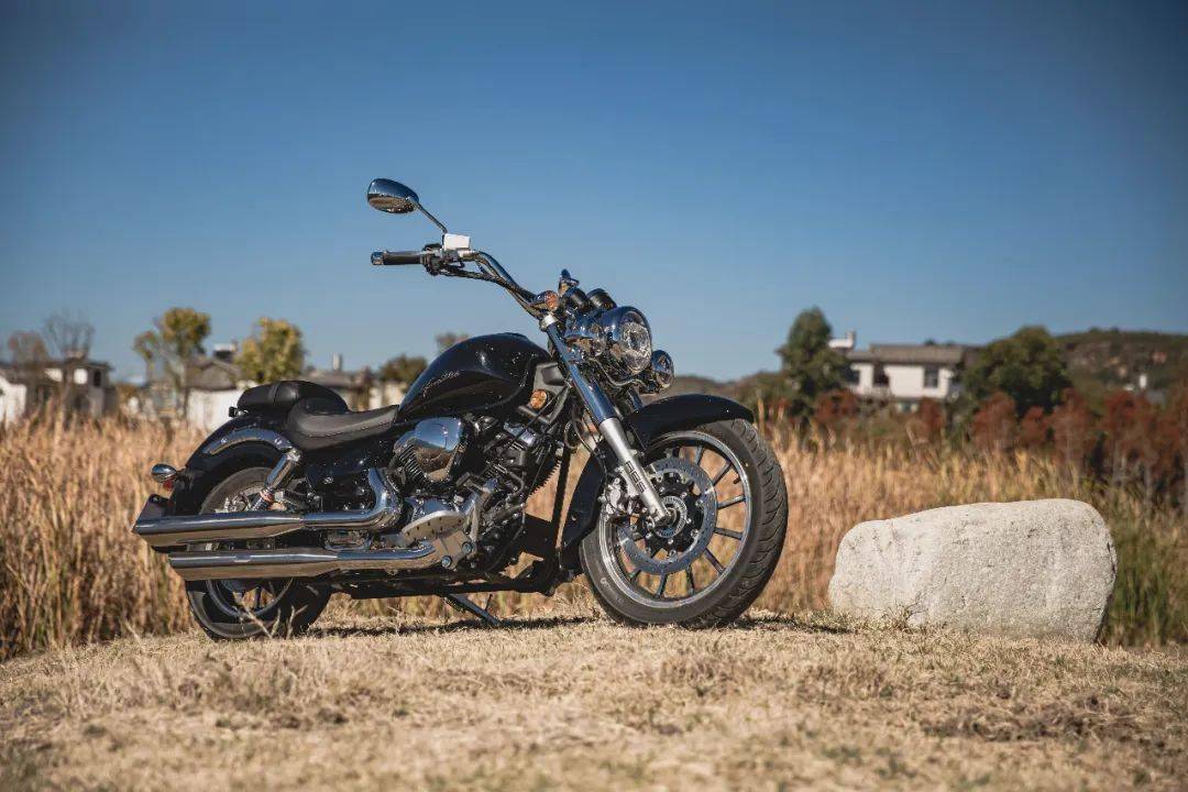 力帆美式巡航车V16 Plus测评：流水的巡航车，铁打的V16_搜狐汽车_搜狐网