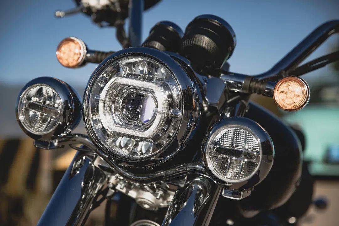 力帆美式巡航车V16 Plus测评：流水的巡航车，铁打的V16_搜狐汽车_搜狐网