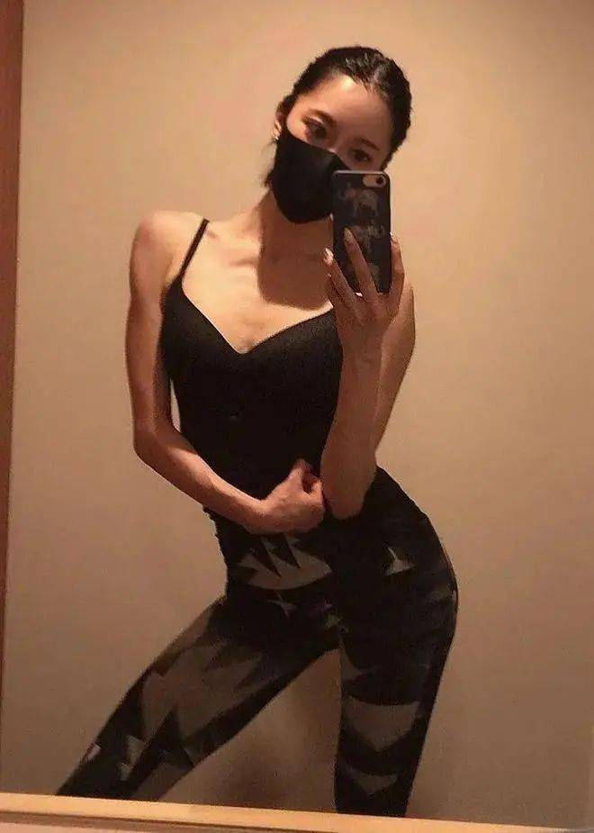一身美肌，日本 肌肉型”女优，你心动了吗？健身蒂娜身材