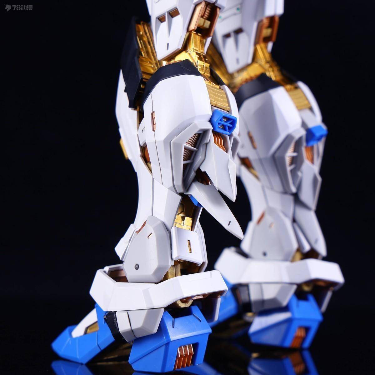 78官测：MG MGEX 强袭自由高达_细节_骨架_金色