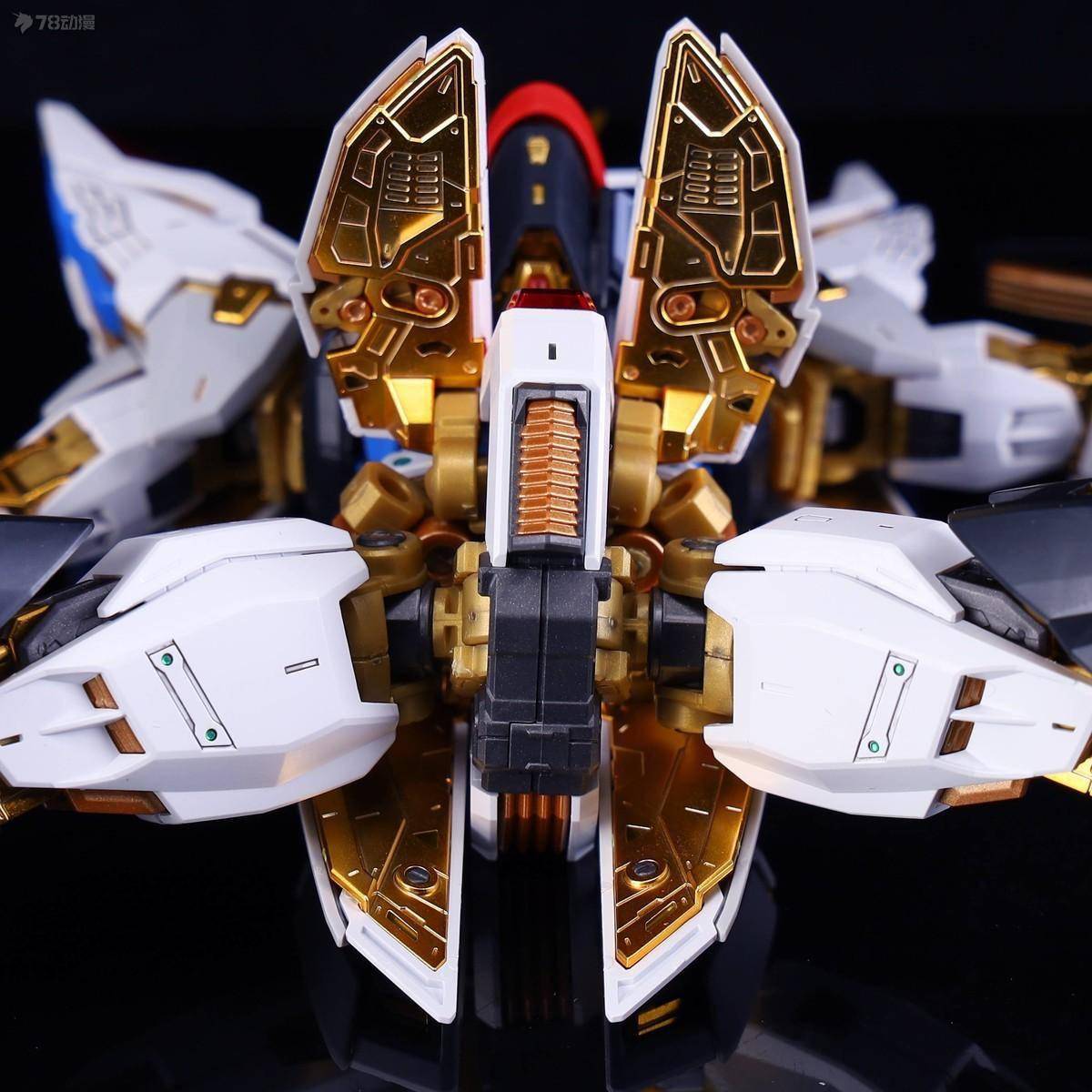 78官测：MG MGEX 强袭自由高达_细节_骨架_金色