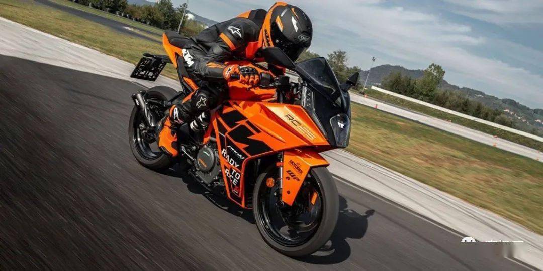 更具科技和运动感的2023款KTM RC390_搜狐汽车_搜狐网