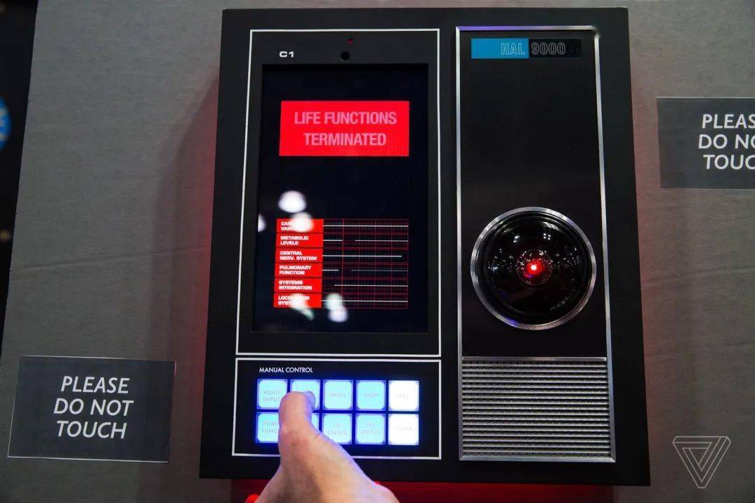 最早登上银幕的人工智能反派 | 历史上的今天_格雷_工作_杰夫·贝索斯