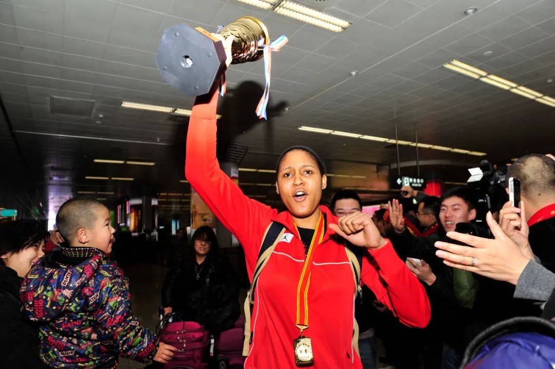 “不败女王”玛雅退役！山西女篮“三连冠”永留记忆_WCBA_1_CBA