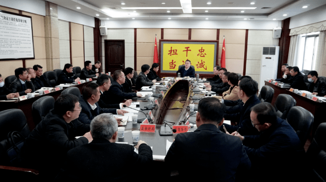 举全县之力 办好旅发会 巫初华调研城市风貌提质工作 全力推动 让群众生活更方便更舒心更美好的发展管理水平