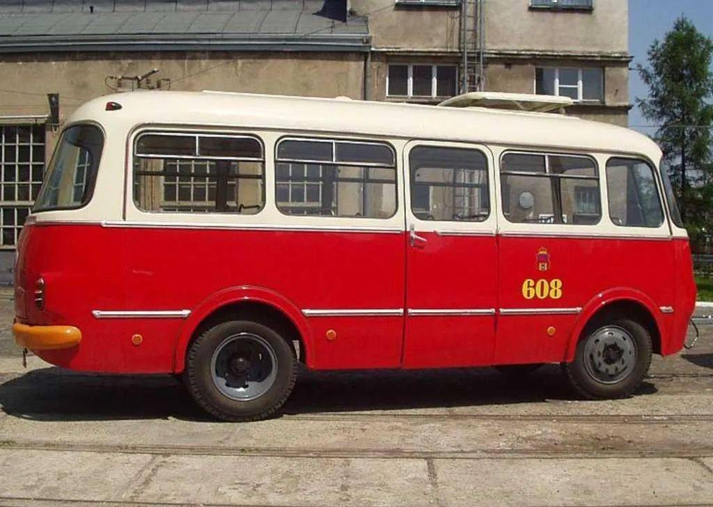 波兰一对公交好兄弟，耶尔奇RTO 043巴士搭配P01拖车_搜狐汽车_搜狐网