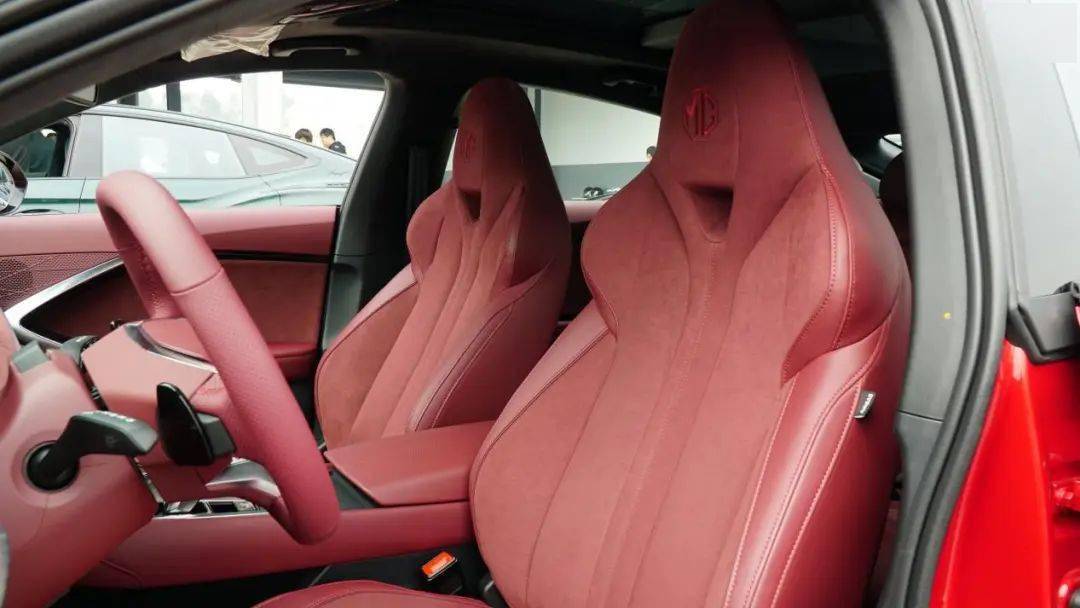 2.0T+9AT 261马力，15万竟有保时捷同款设计？_搜狐汽车_搜狐网